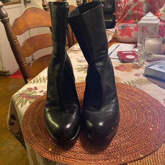 Nine West | Shoes | Black Leathertextile Upper Nine West 2 Inch ...